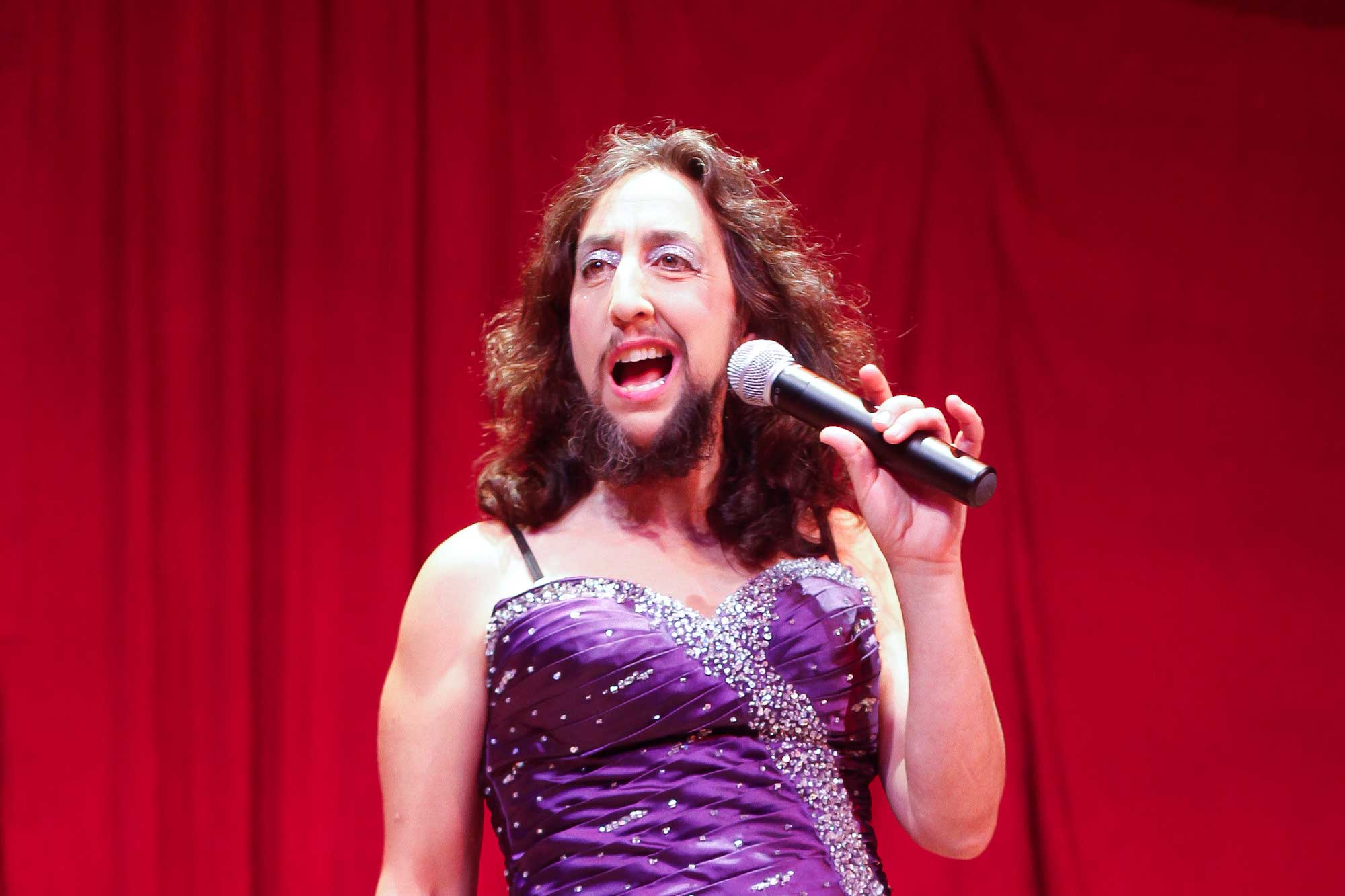 PERUTTU Jennifer Miller (USA): Cirque Liminal - Tanssiteatteri Hurjaruuth